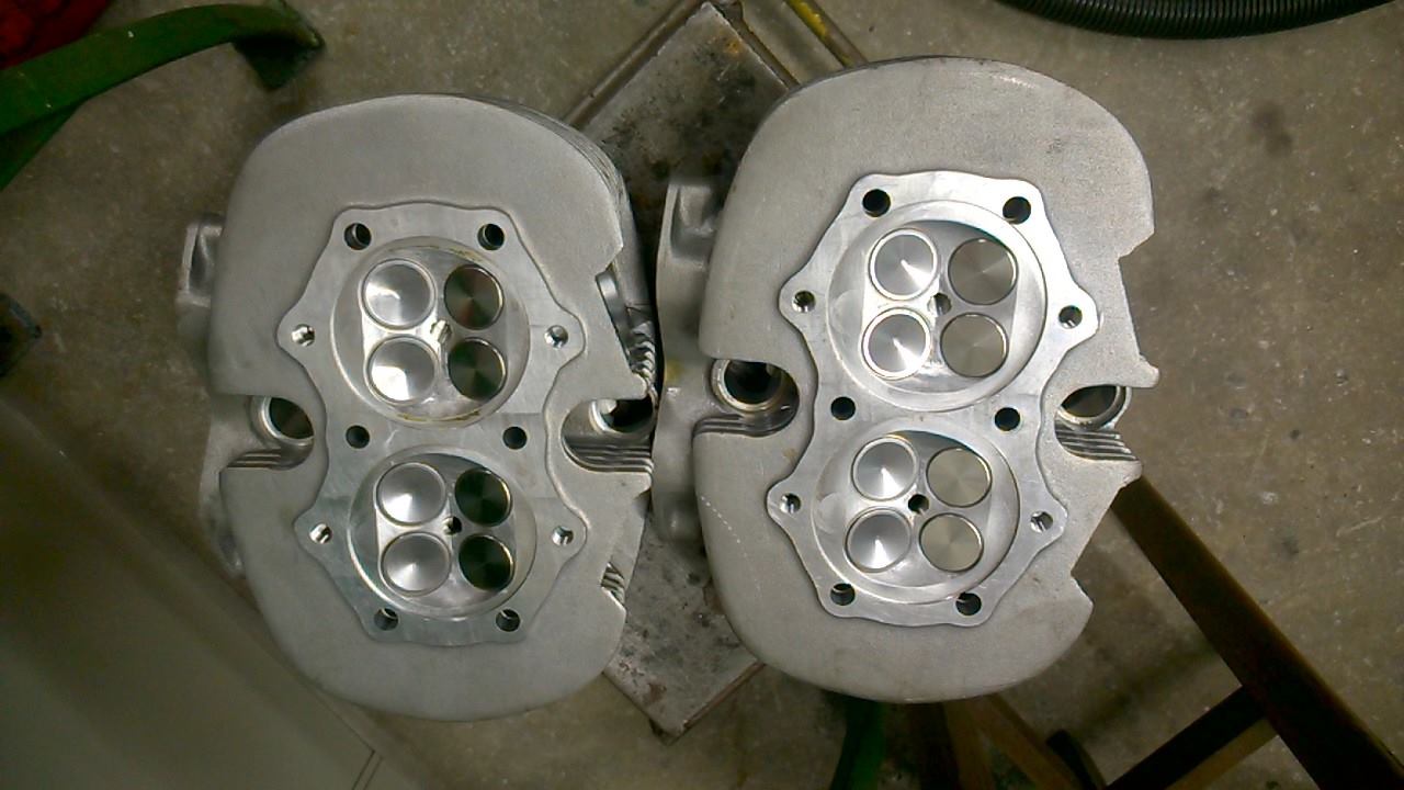 Heads-Up For Custom Triumph Heads - Café Racer Magazine