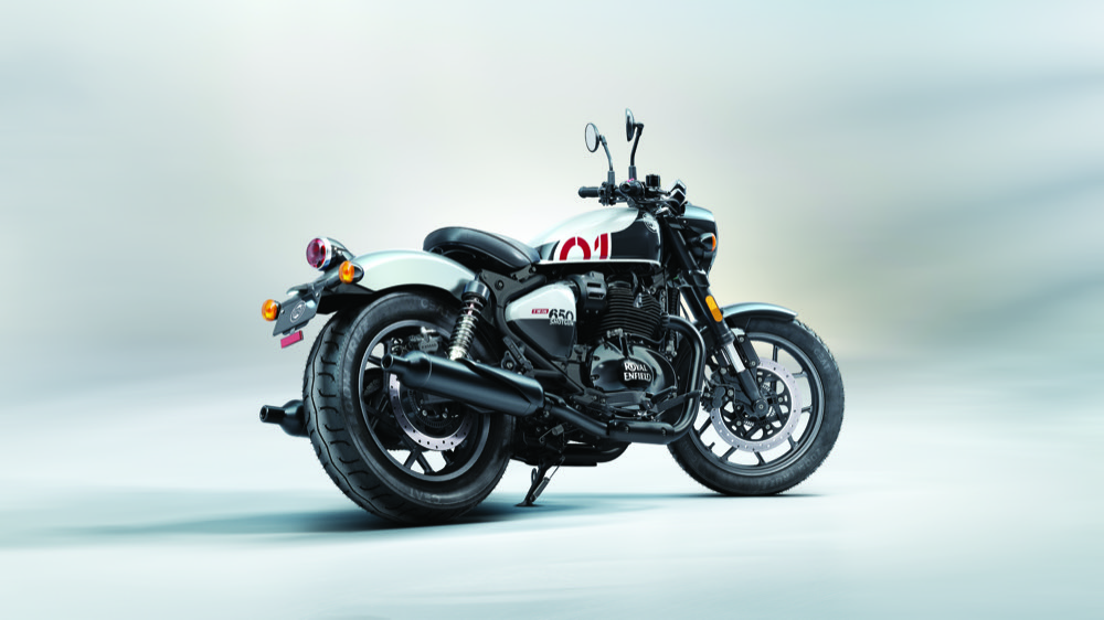 FIRST RIDE Royal Enfield Shotgun 650 | Café Racer Magazine